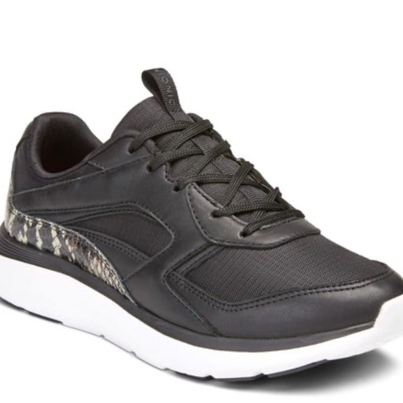 Vionic | Shoes | Vionic Delmar Adela Walking Shoes Ladies Casual ...